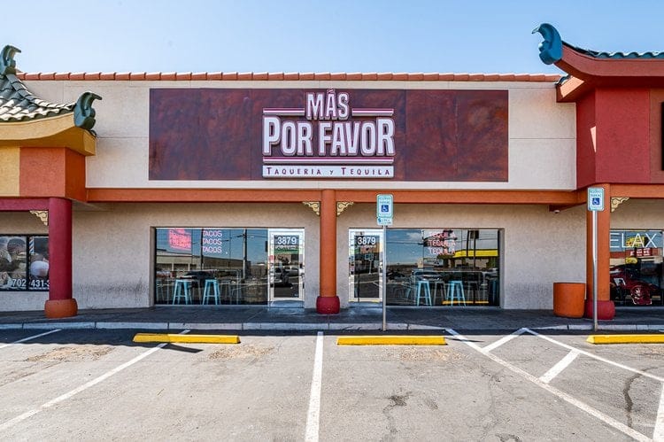 Is Más Por Favor Good for Date Night or Late-Night Dining?